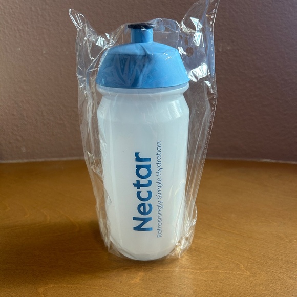 Nectar Hydration | Dining | Nectar Plastic Reusable Water Bottle | Poshmark